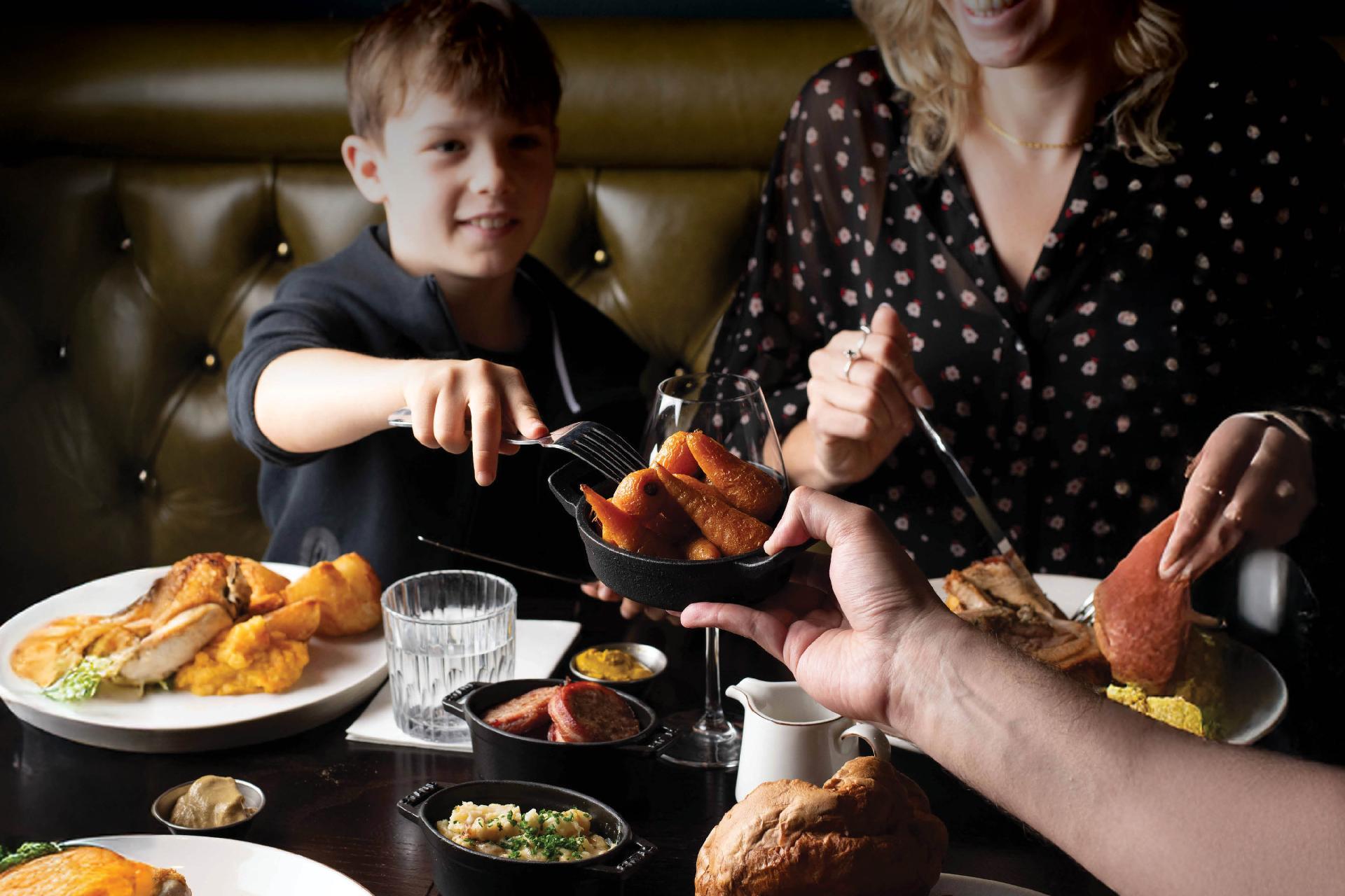 The Red Lion - Fuller's Pub and Restaurant in Barnes